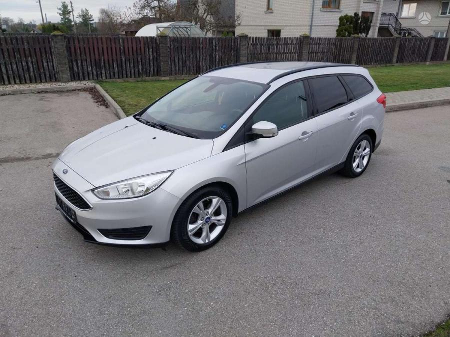 Pelēks Ford Focus 2015 Marijampole, ar dzinēja tilpumu 1.50 L un nobraukumu 234 tūkst. km par 4750 €, foto 9 vietnē AUTOMOTO.COM.LV