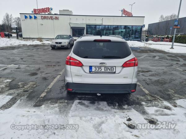 Pelēks Ford Focus 2015 Pērnava, ar dzinēja tilpumu 1.00 L un nobraukumu 208 tūkst. km par 5000 €, foto 5 vietnē AUTOMOTO.COM.LV