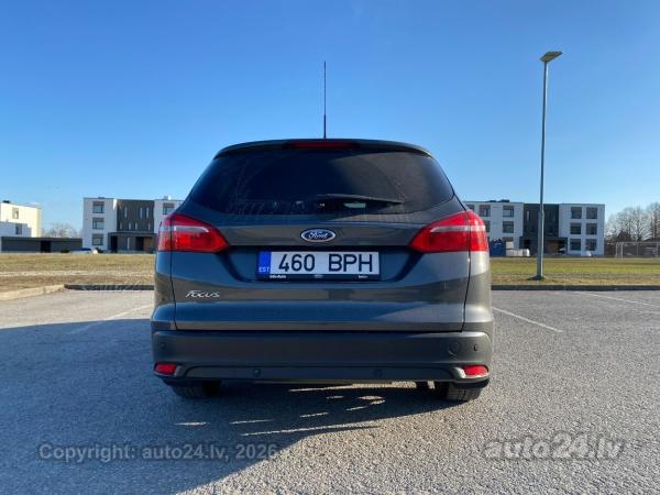 Pelēks Ford Focus 2015 Tallina, ar dzinēja tilpumu 1.60 L un nobraukumu 285 tūkst. km par 3000 €, foto 5 vietnē AUTOMOTO.COM.LV