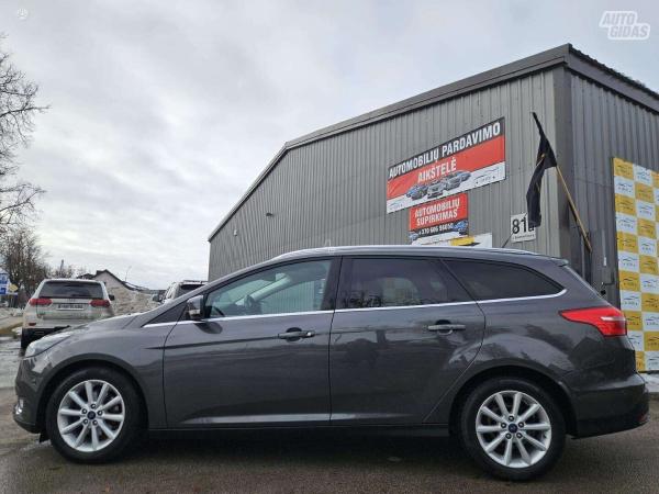 Grey Ford Focus 2015 in Siauliai, with an engine capacity of 1.00 L and mileage of 213 thousand km for 5950 €, photo 6 on AUTOMOTO.COM.LV