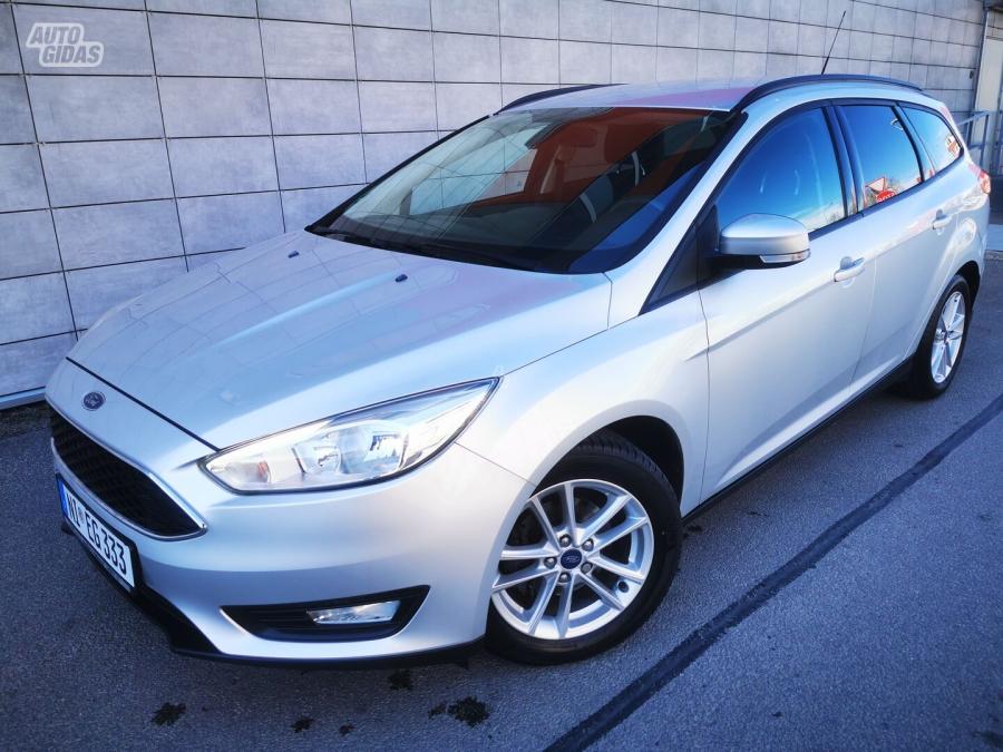 Grey Ford Focus 2015 in Klaipeda, with an engine capacity of 1.00 L and mileage of 141 thousand km for 4590 €, photo 1 on AUTOMOTO.COM.LV