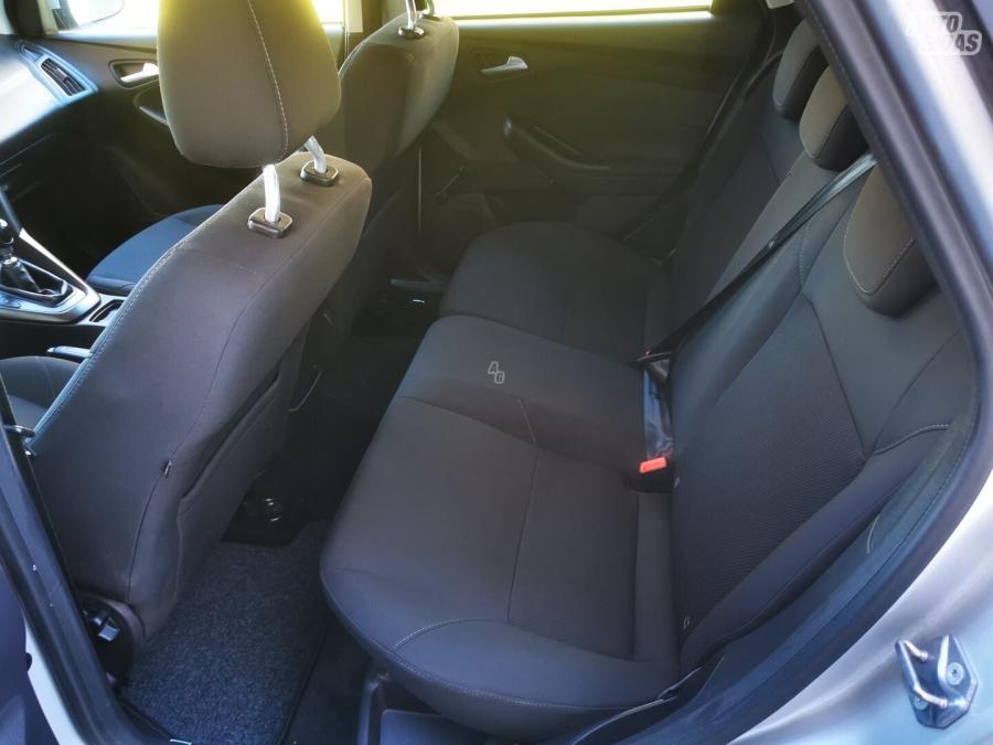 Grey Ford Focus 2015 in Klaipeda, with an engine capacity of 1.00 L and mileage of 141 thousand km for 4590 €, photo 19 on AUTOMOTO.COM.LV