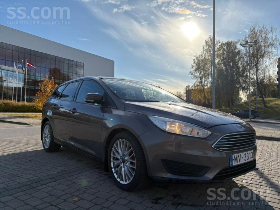 Grey Ford Focus 2015 in Riga, with an engine capacity of 1.60 L and mileage of 316 thousand km for 4100 €, photo 4 on AUTOMOTO.COM.LV