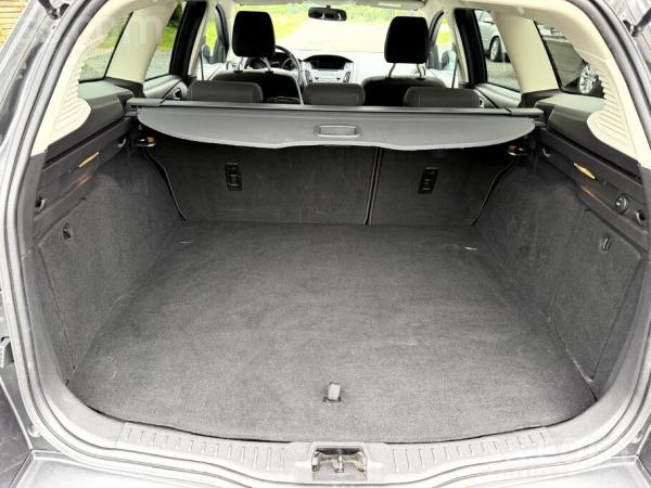 Pelēks Ford Focus 2015 Saldus, ar dzinēja tilpumu 1.00 L un nobraukumu 186 tūkst. km par 4950 €, foto 10 vietnē AUTOMOTO.COM.LV