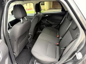 Pelēks Ford Focus 2015 Saldus, ar dzinēja tilpumu 1.00 L un nobraukumu 186 tūkst. km par 4950 €, foto 14 vietnē AUTOMOTO.COM.LV