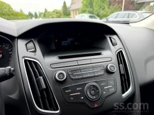 Pelēks Ford Focus 2015 Saldus, ar dzinēja tilpumu 1.00 L un nobraukumu 186 tūkst. km par 4950 €, foto 23 vietnē AUTOMOTO.COM.LV