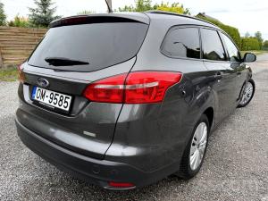 Pelēks Ford Focus 2015 Saldus, ar dzinēja tilpumu 1.00 L un nobraukumu 186 tūkst. km par 4950 €, foto 33 vietnē AUTOMOTO.COM.LV