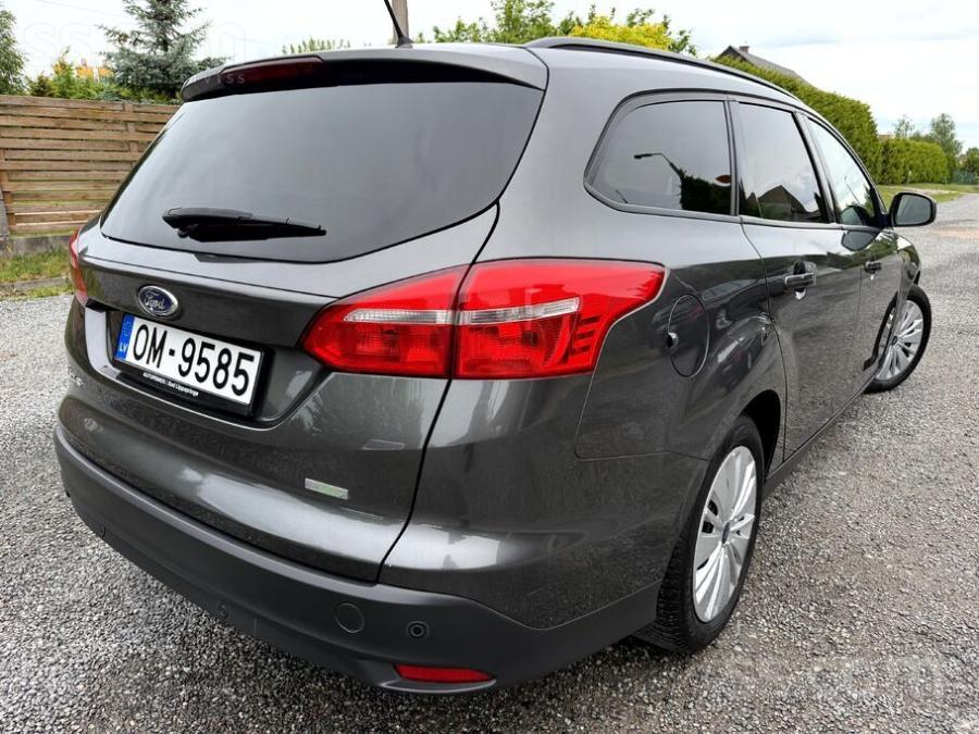 Pelēks Ford Focus 2015 Saldus, ar dzinēja tilpumu 1.00 L un nobraukumu 186 tūkst. km par 4950 €, foto 33 vietnē AUTOMOTO.COM.LV