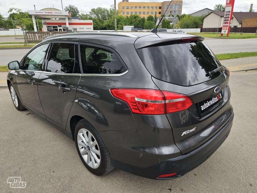 Pelēks Ford Focus 2015 Šauļi, ar dzinēja tilpumu 1.00 L un nobraukumu 213 tūkst. km par 5950 €, foto 6 vietnē AUTOMOTO.COM.LV