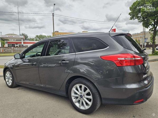 Grey Ford Focus 2015 in Siauliai, with an engine capacity of 1.00 L and mileage of 213 thousand km for 5950 €, photo 6 on AUTOMOTO.COM.LV