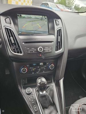 Pelēks Ford Focus 2015 Šauļi, ar dzinēja tilpumu 1.00 L un nobraukumu 213 tūkst. km par 5950 €, foto 20 vietnē AUTOMOTO.COM.LV
