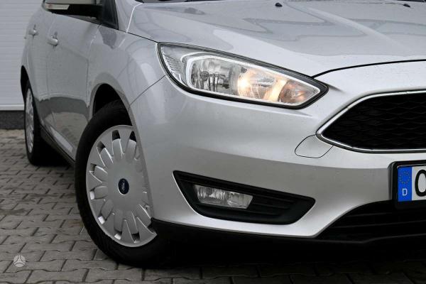 Pelēks Ford Focus 2015 Kretinga, ar dzinēja tilpumu 1.50 L un nobraukumu 243 tūkst. km par 3999 €, foto 5 vietnē AUTOMOTO.COM.LV