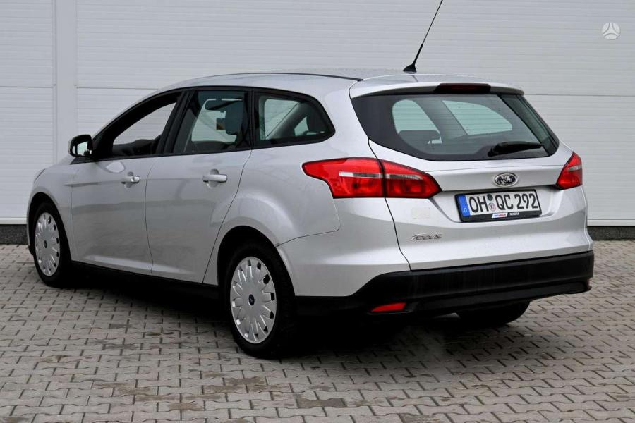 Grey Ford Focus 2015 in Kretinga, with an engine capacity of 1.50 L and mileage of 243 thousand km for 3999 €, photo 9 on AUTOMOTO.COM.LV