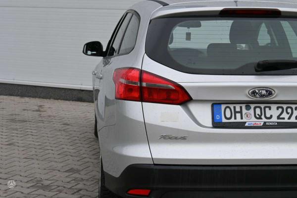 Pelēks Ford Focus 2015 Kretinga, ar dzinēja tilpumu 1.50 L un nobraukumu 243 tūkst. km par 3999 €, foto 9 vietnē AUTOMOTO.COM.LV