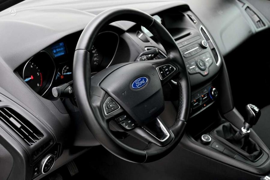 Grey Ford Focus 2015 in Kretinga, with an engine capacity of 1.50 L and mileage of 243 thousand km for 3999 €, photo 16 on AUTOMOTO.COM.LV