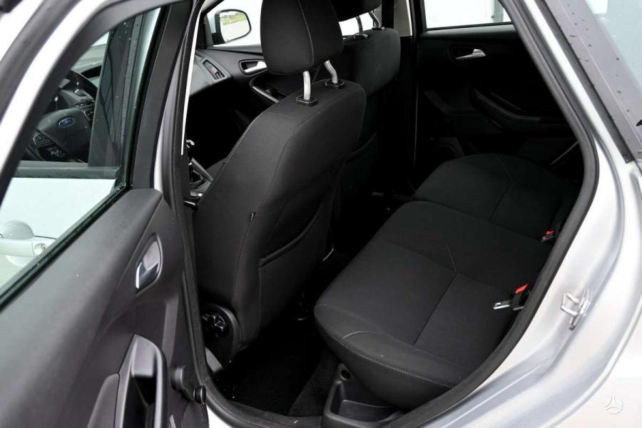 Grey Ford Focus 2015 in Kretinga, with an engine capacity of 1.50 L and mileage of 243 thousand km for 3999 €, photo 18 on AUTOMOTO.COM.LV