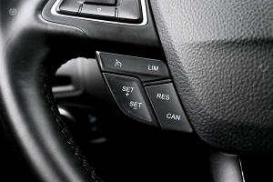 Grey Ford Focus 2015 in Kretinga, with an engine capacity of 1.50 L and mileage of 243 thousand km for 3999 €, photo 26 on AUTOMOTO.COM.LV