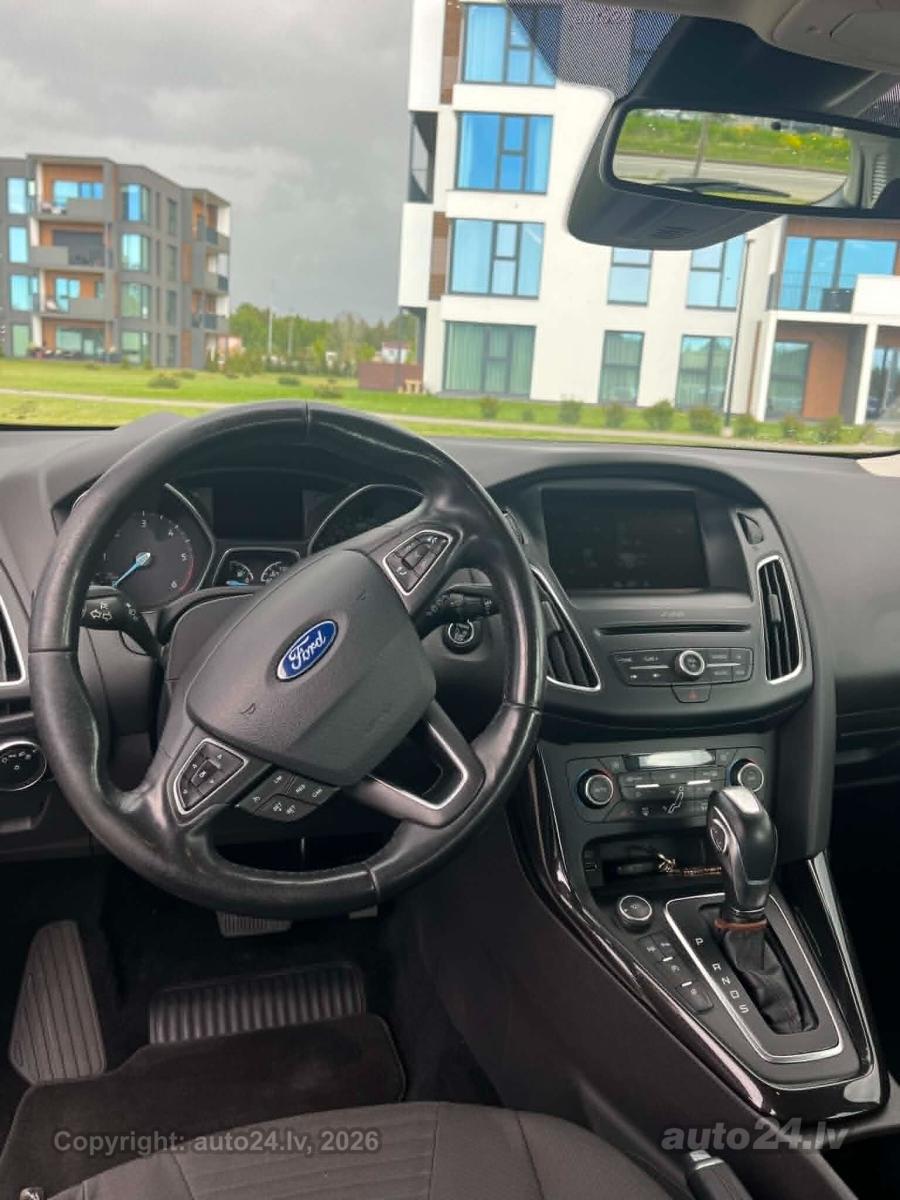 Grey Ford Focus 2015 in Tallinn, with an engine capacity of 2.00 L and mileage of 272 thousand km for 8400 €, photo 6 on AUTOMOTO.COM.LV