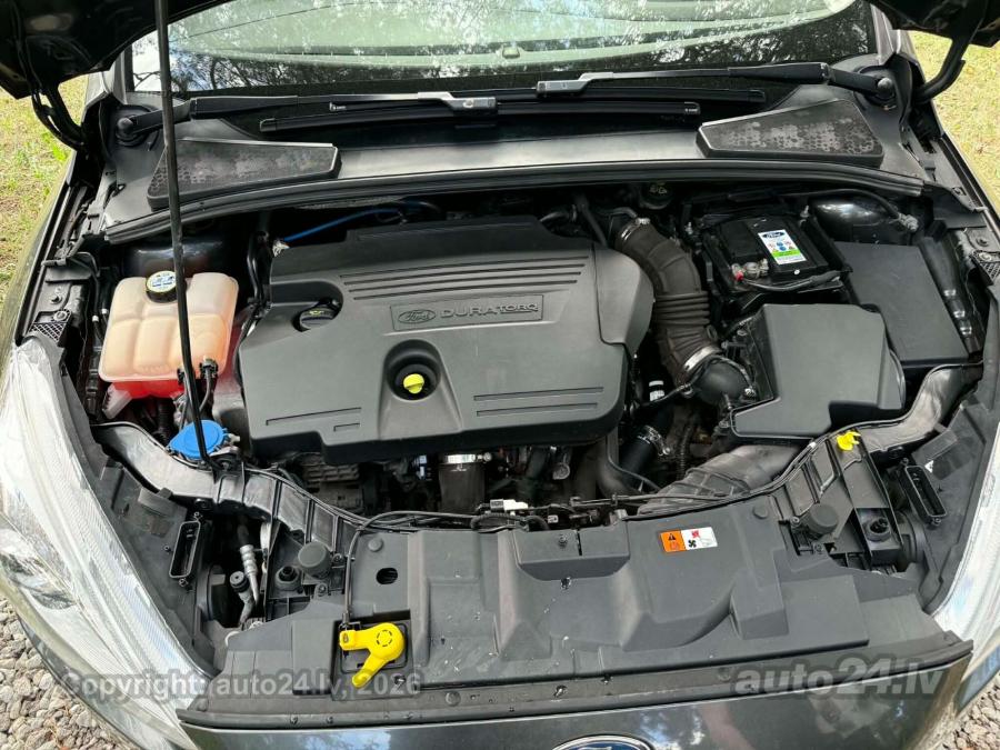 Grey Ford Focus 2015 in Tallinn, with an engine capacity of 2.00 L and mileage of 272 thousand km for 8400 €, photo 10 on AUTOMOTO.COM.LV