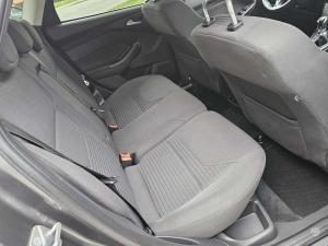 Grey Ford Focus 2015 in Siauliai, with an engine capacity of 1.00 L and mileage of 213 thousand km for 5950 €, photo 18 on AUTOMOTO.COM.LV