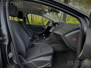 Pelēks Ford Focus 2015 Jūrmala, ar dzinēja tilpumu 1.50 L un nobraukumu 276 tūkst. km par 4999 €, foto 16 vietnē AUTOMOTO.COM.LV