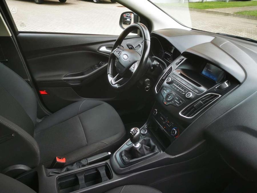 Grey Ford Focus 2015 in Klaipeda, with an engine capacity of 1.50 L and mileage of 167 thousand km for 4890 €, photo 19 on AUTOMOTO.COM.LV