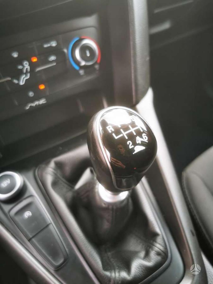 Grey Ford Focus 2015 in Klaipeda, with an engine capacity of 1.50 L and mileage of 167 thousand km for 4890 €, photo 24 on AUTOMOTO.COM.LV
