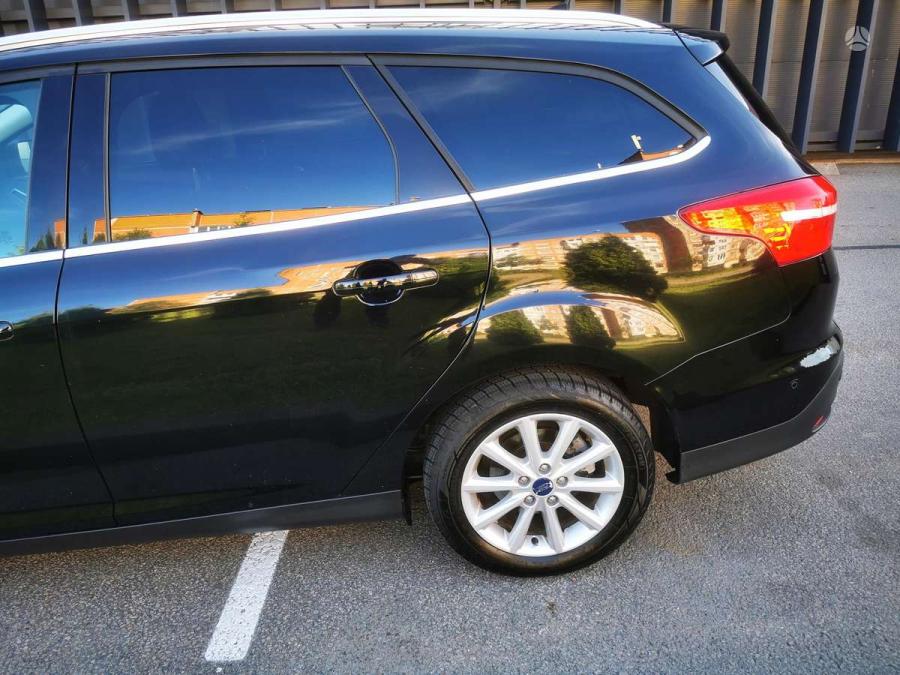 Pelēks Ford Focus 2015 Klaipėda, ar dzinēja tilpumu 1.00 L un nobraukumu 139 tūkst. km par 4750 €, foto 13 vietnē AUTOMOTO.COM.LV
