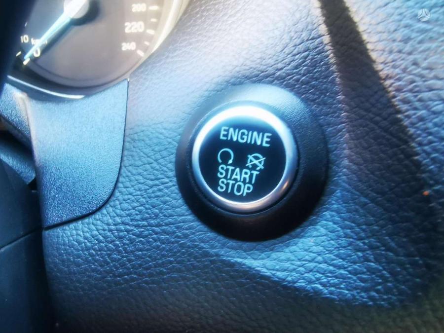 Pelēks Ford Focus 2015 Klaipėda, ar dzinēja tilpumu 1.00 L un nobraukumu 139 tūkst. km par 4750 €, foto 34 vietnē AUTOMOTO.COM.LV