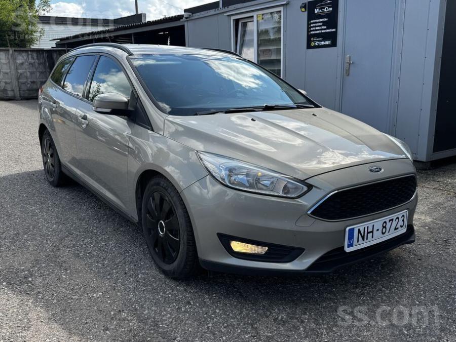 Pelēks Ford Focus 2015 Daugavpils, ar dzinēja tilpumu 1.60 L un nobraukumu 0 tūkst. km par 4500 €, foto 1 vietnē AUTOMOTO.COM.LV