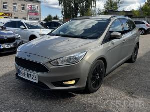 Pelēks Ford Focus 2015 Daugavpils, ar dzinēja tilpumu 1.60 L un nobraukumu 0 tūkst. km par 4500 €, foto 4 vietnē AUTOMOTO.COM.LV