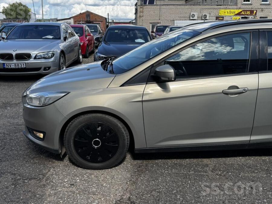 Pelēks Ford Focus 2015 Daugavpils, ar dzinēja tilpumu 1.60 L un nobraukumu 0 tūkst. km par 4500 €, foto 8 vietnē AUTOMOTO.COM.LV