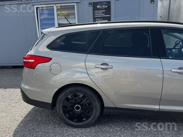 Grey Ford Focus 2015 in Daugavpils, with an engine capacity of 1.60 L and mileage of 0 thousand km for 4500 €, photo 8 on AUTOMOTO.COM.LV