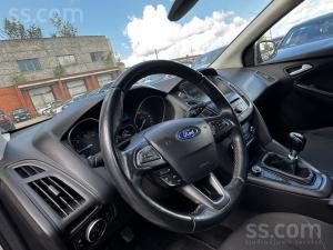Pelēks Ford Focus 2015 Daugavpils, ar dzinēja tilpumu 1.60 L un nobraukumu 0 tūkst. km par 4500 €, foto 15 vietnē AUTOMOTO.COM.LV