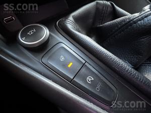 Pelēks Ford Focus 2015 Daugavpils, ar dzinēja tilpumu 1.60 L un nobraukumu 0 tūkst. km par 4500 €, foto 21 vietnē AUTOMOTO.COM.LV