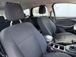 Pelēks Ford Focus 2015 Daugavpils, ar dzinēja tilpumu 1.60 L un nobraukumu 0 tūkst. km par 4500 €, foto 22 vietnē AUTOMOTO.COM.LV