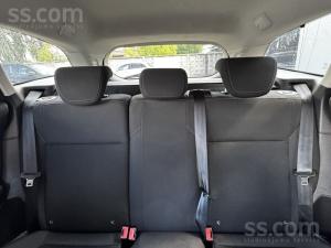 Pelēks Ford Focus 2015 Daugavpils, ar dzinēja tilpumu 1.60 L un nobraukumu 0 tūkst. km par 4500 €, foto 25 vietnē AUTOMOTO.COM.LV