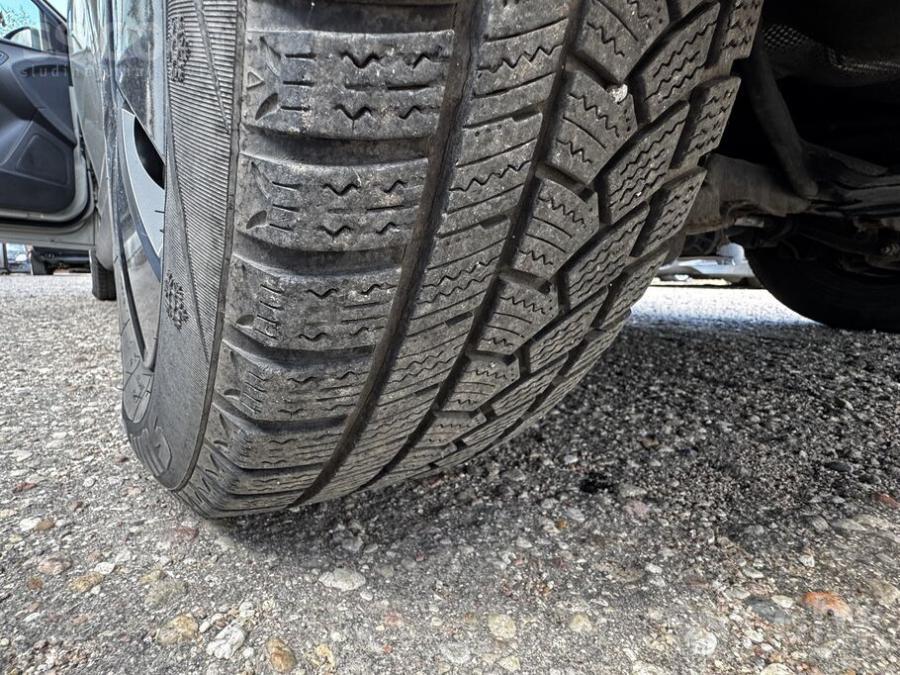Pelēks Ford Focus 2015 Daugavpils, ar dzinēja tilpumu 1.60 L un nobraukumu 0 tūkst. km par 4500 €, foto 28 vietnē AUTOMOTO.COM.LV