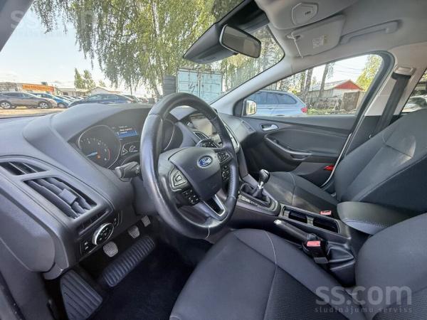 Ford Focus 2015 Rīga vietnē Pelēks Ford Focus 2015 Rīga, ar dzinēja tilpumu 1.60 L un nobraukumu 0 tūkst. km par 5990 €, foto 9 vietnē AUTOMOTO.COM.LV