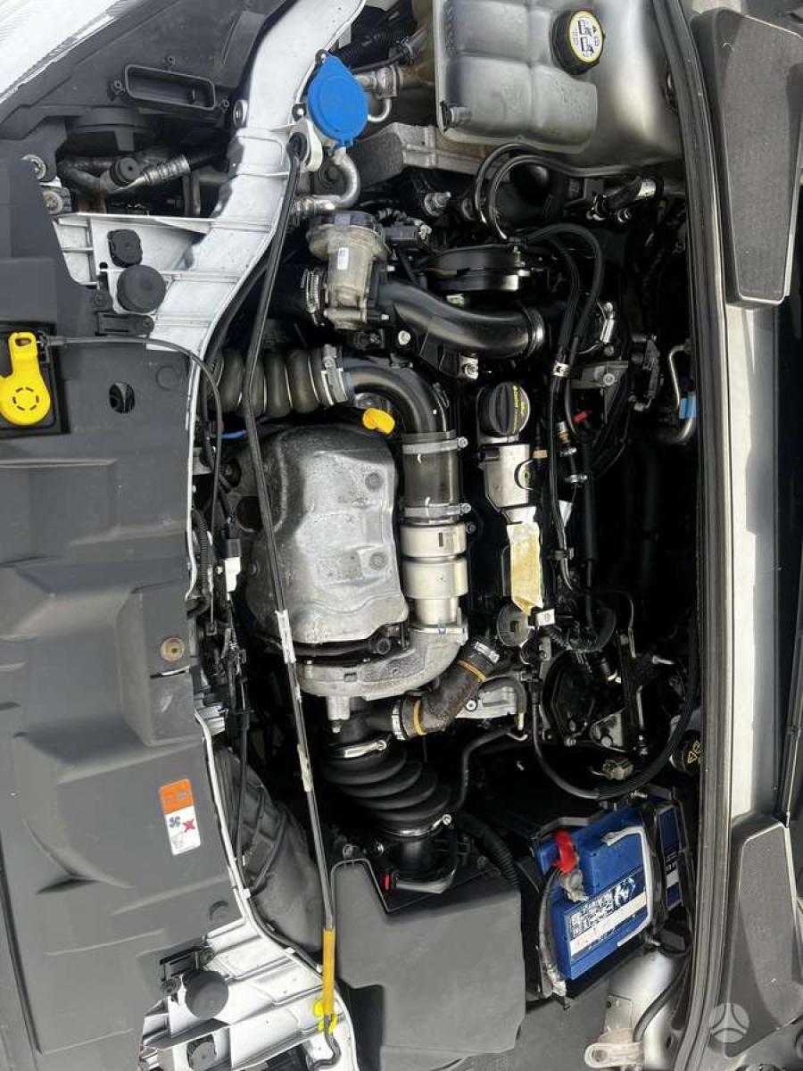 Grey Ford Focus 2015 in Taurage, with an engine capacity of 1.56 L and mileage of 211 thousand km for 3250 €, photo 11 on AUTOMOTO.COM.LV