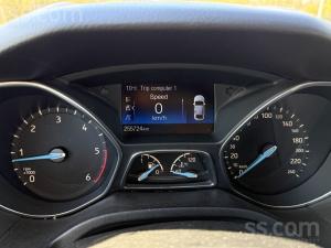 Pelēks Ford Focus 2015 Liepāja, ar dzinēja tilpumu 1.60 L un nobraukumu 255 tūkst. km par 4600 €, foto 19 vietnē AUTOMOTO.COM.LV