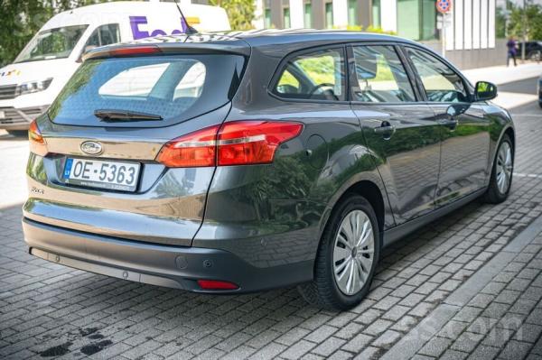 Grey Ford Focus 2016 in Riga, with an engine capacity of 1.50 L and mileage of 171 thousand km for 5590 €, photo 4 on AUTOMOTO.COM.LV