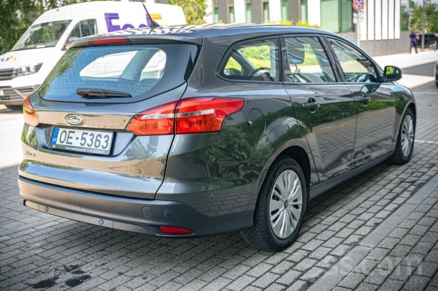 Grey Ford Focus 2016 in Riga, with an engine capacity of 1.50 L and mileage of 171 thousand km for 5590 €, photo 4 on AUTOMOTO.COM.LV