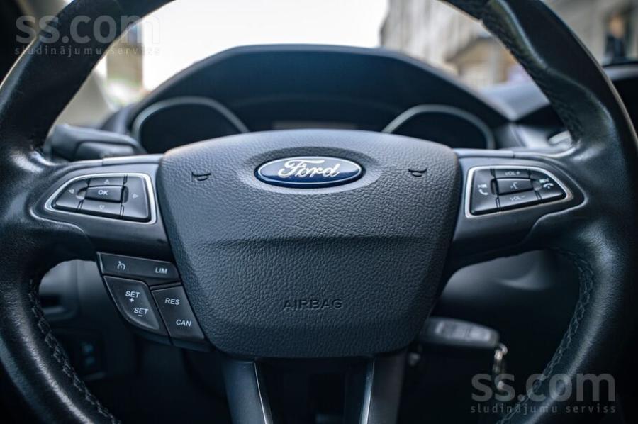 Grey Ford Focus 2016 in Riga, with an engine capacity of 1.50 L and mileage of 171 thousand km for 5590 €, photo 18 on AUTOMOTO.COM.LV