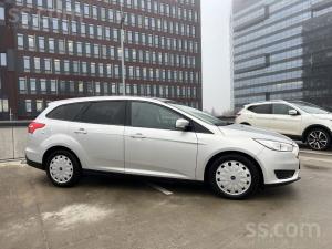 Grey Ford Focus 2016 in Riga, with an engine capacity of 1.50 L and mileage of 232 thousand km for 4700 €, photo 6 on AUTOMOTO.COM.LV