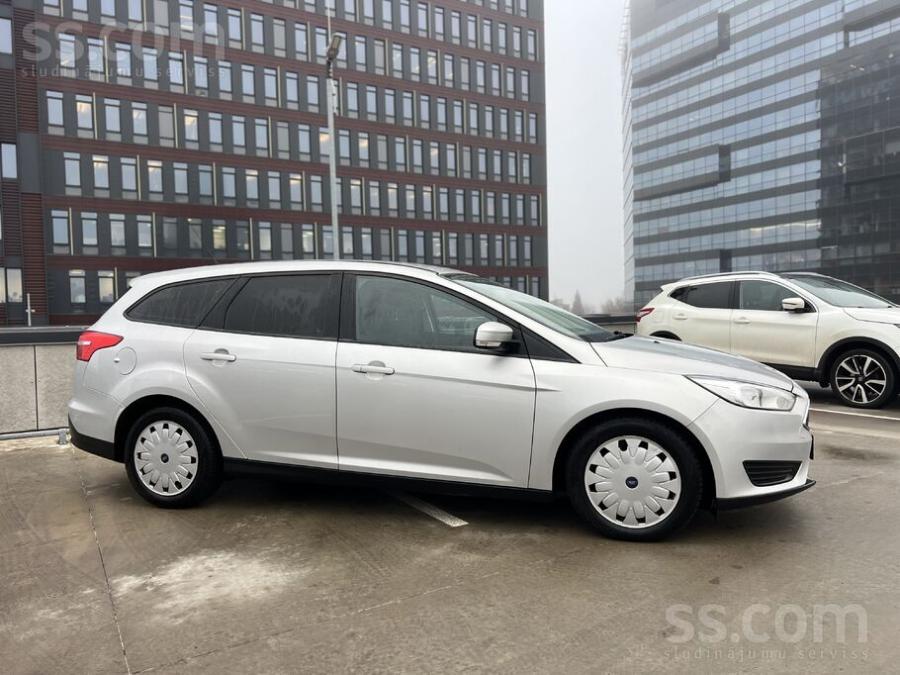 Grey Ford Focus 2016 in Riga, with an engine capacity of 1.50 L and mileage of 232 thousand km for 4700 €, photo 6 on AUTOMOTO.COM.LV