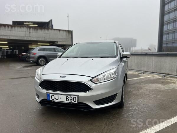 Pelēks Ford Focus 2016 Rīga, ar dzinēja tilpumu 1.50 L un nobraukumu 232 tūkst. km par 4700 €, foto 8 vietnē AUTOMOTO.COM.LV