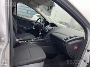 Grey Ford Focus 2016 in Riga, with an engine capacity of 1.50 L and mileage of 232 thousand km for 4700 €, photo 10 on AUTOMOTO.COM.LV