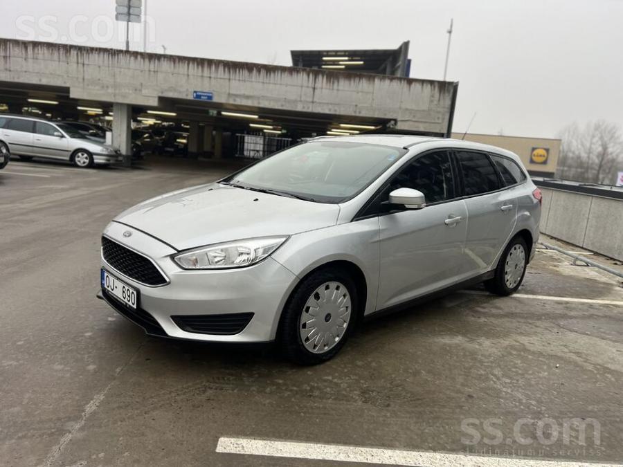 Grey Ford Focus 2016 in Riga, with an engine capacity of 1.50 L and mileage of 232 thousand km for 4700 €, photo 11 on AUTOMOTO.COM.LV