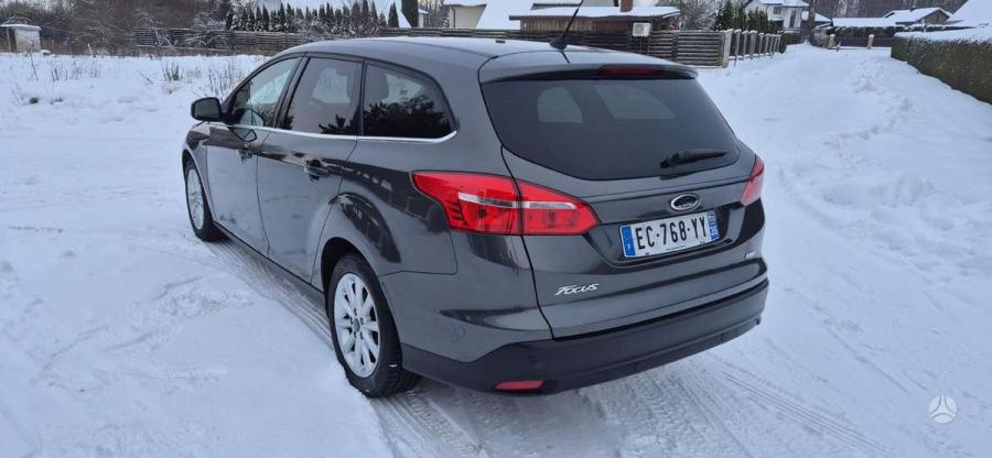 Pelēks Ford Focus 2016 Tauragė, ar dzinēja tilpumu 1.00 L un nobraukumu 101 tūkst. km par 4500 €, foto 11 vietnē AUTOMOTO.COM.LV